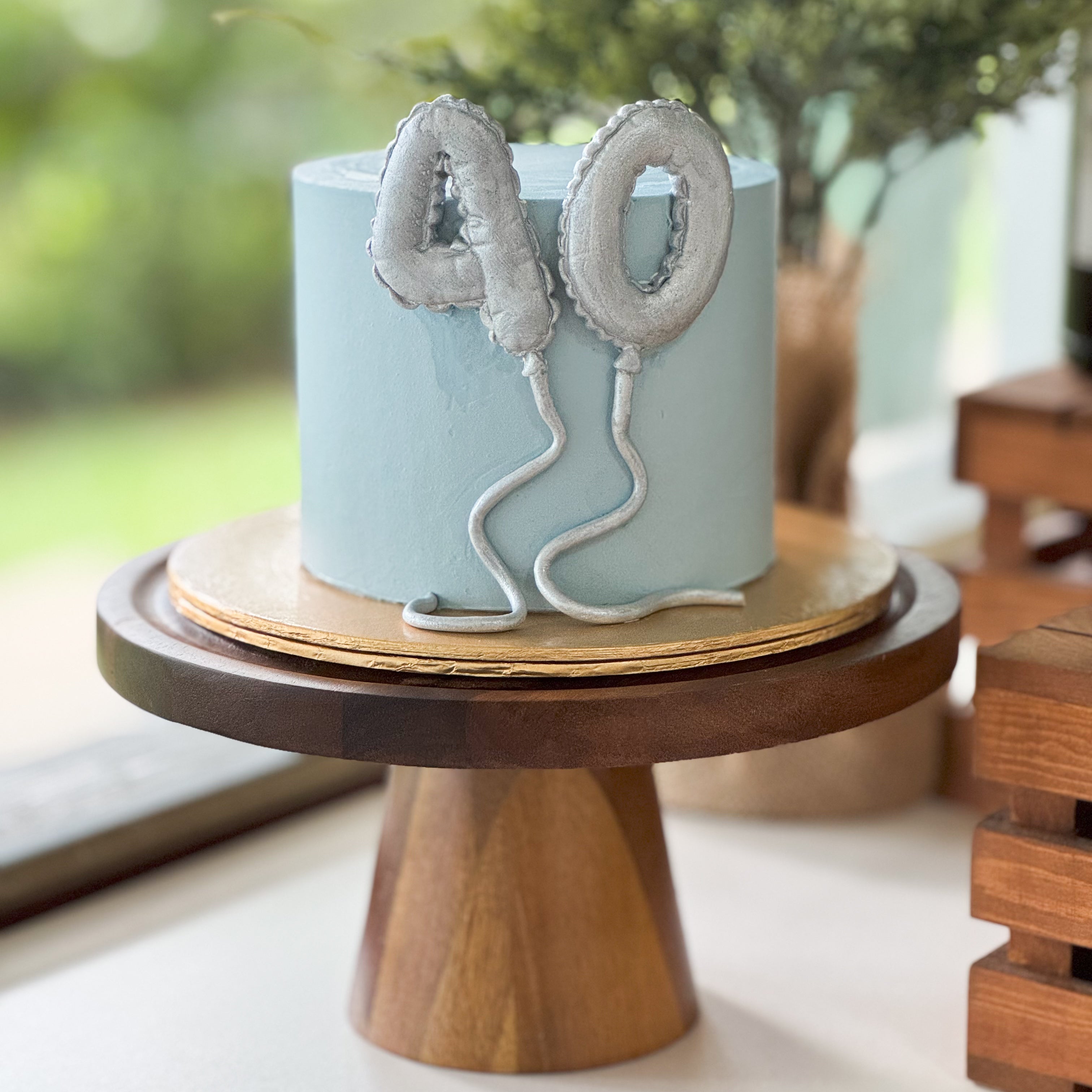Foil Balloon Cake – Bloomsbury Bakers