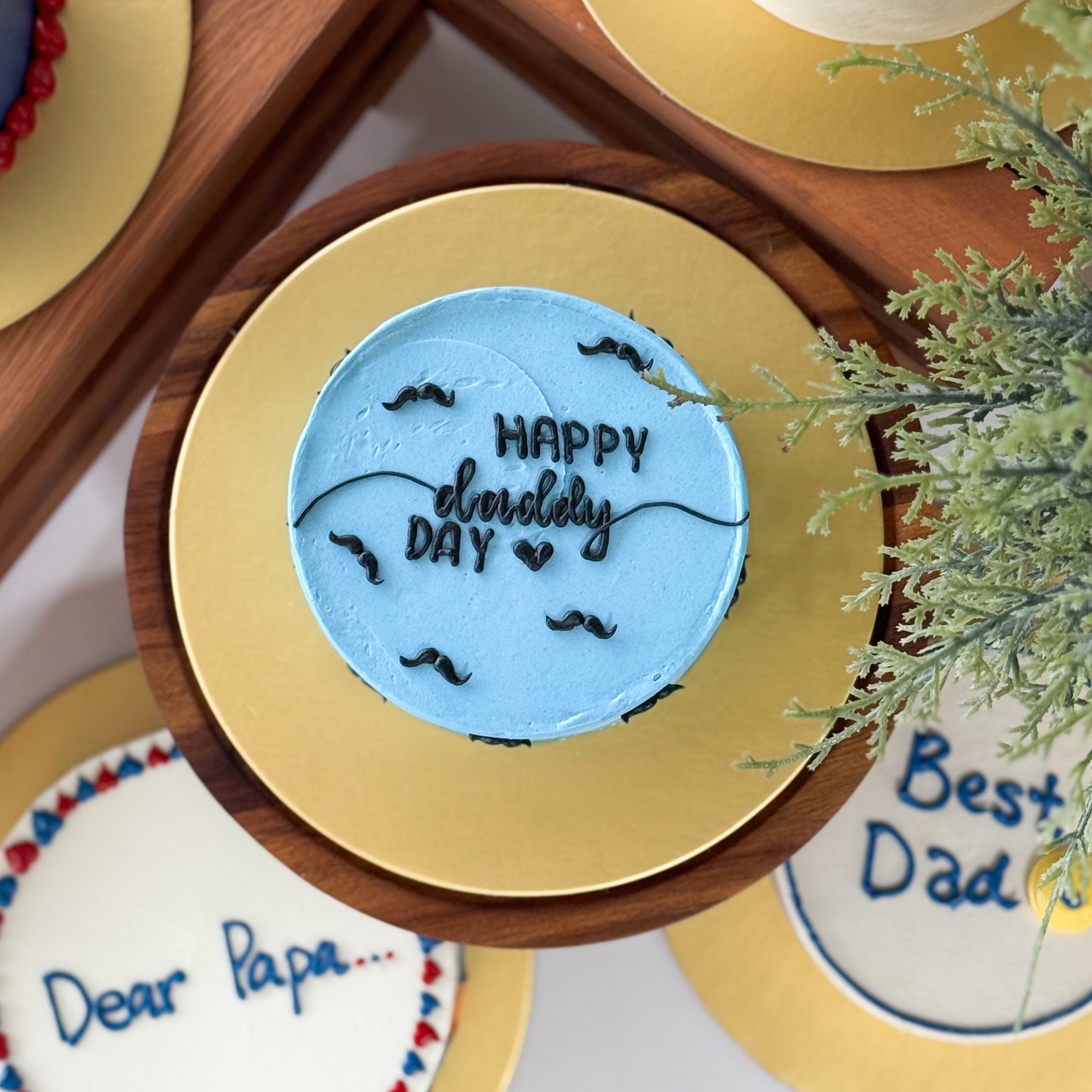 Moustache Cake – Bloomsbury Bakers