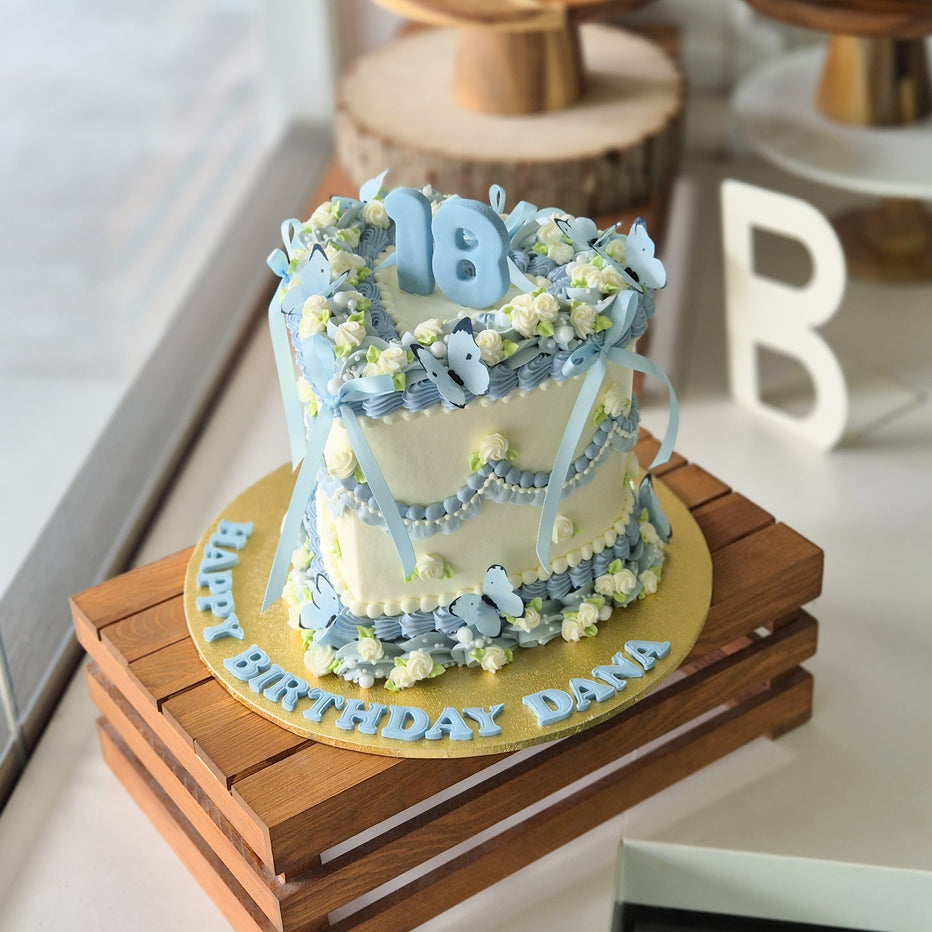Heart Shaped Vintage Floral Cake with Ribbons – Bloomsbury Bakers