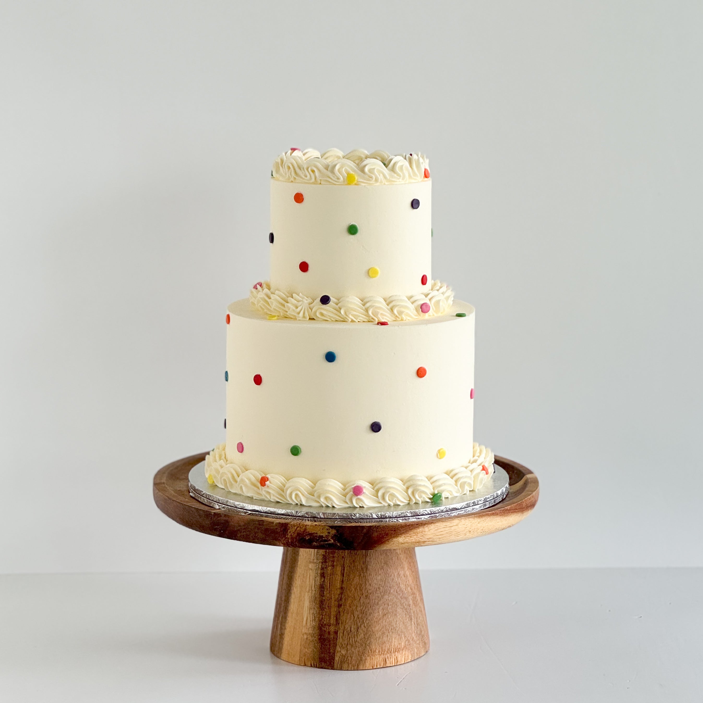 Mini 2 Tier Polka Dots Cake – Bloomsbury Bakers